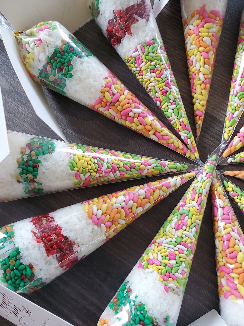 Indian Wedding Saunf Favor Cones: Fennel & Coconut - Set of 10 - Etsy
