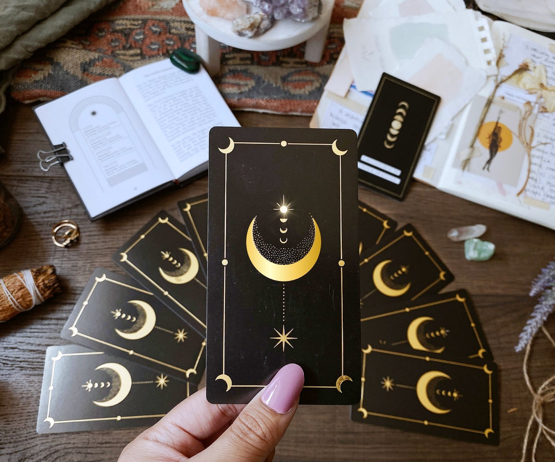 GOLD EDGE Tarot Card Deck, Tarot Deck With Guidebook, Classic Rider ...