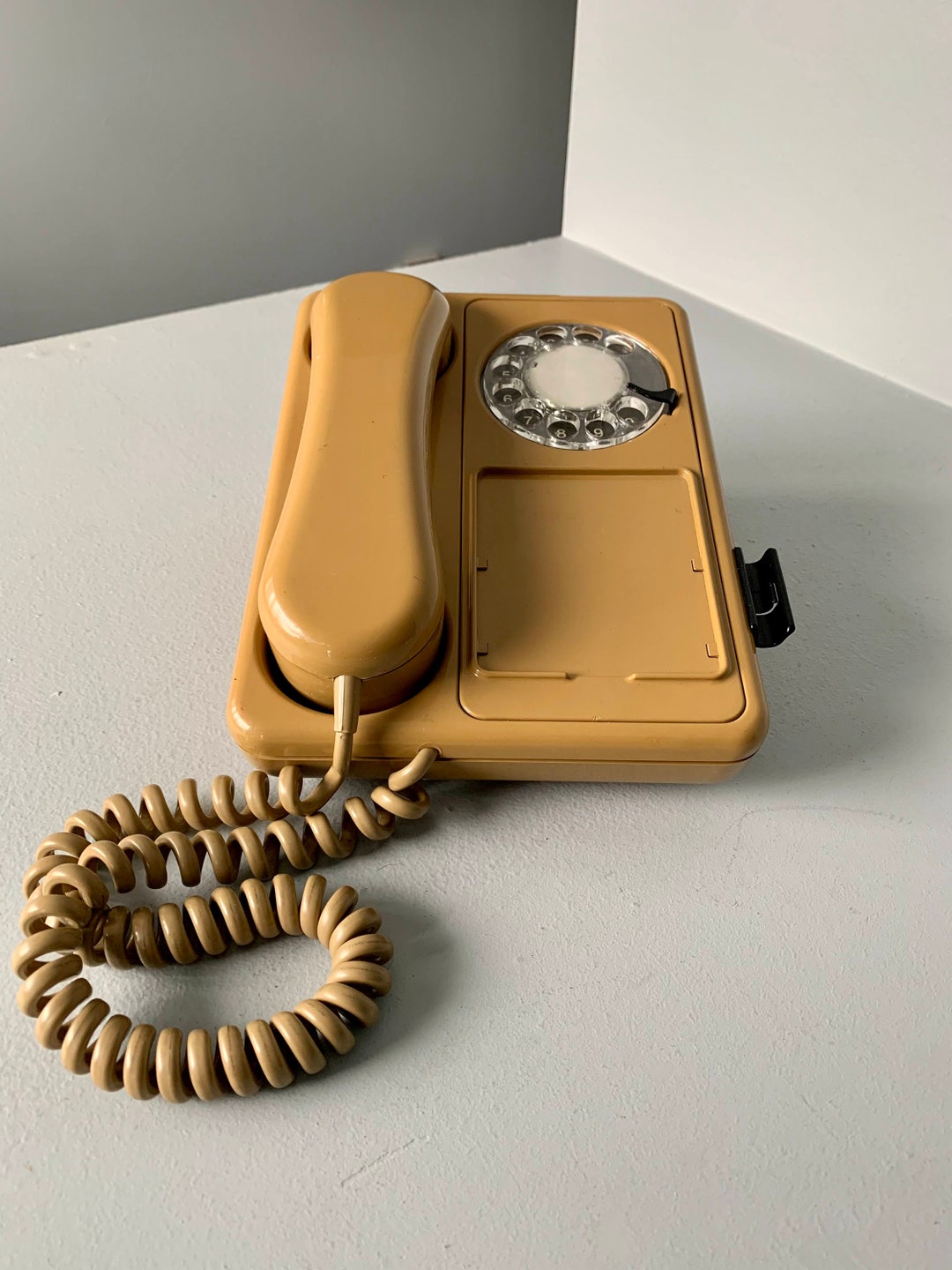 Yellow / Tan Rotary Doodle Wall/desk Phone Northern Telecom Model ...