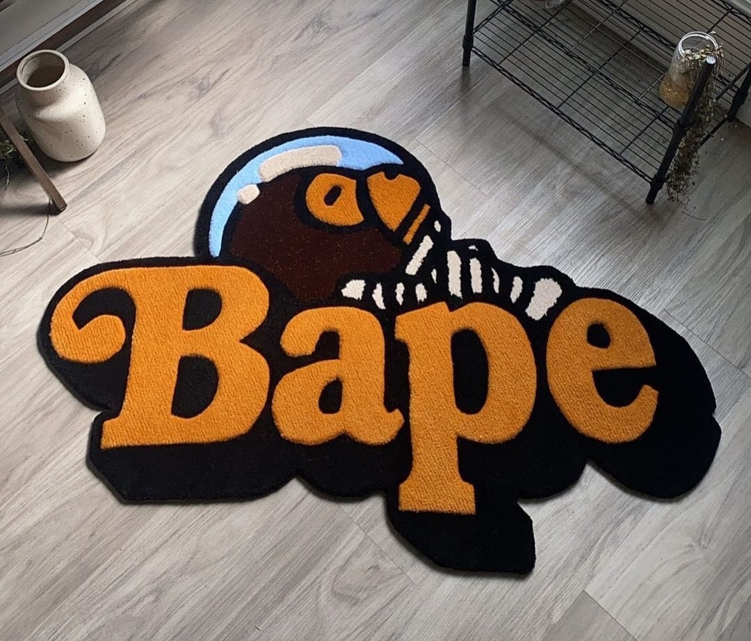 Bape Lazy Astronaut 5 Ft Hand Tufted Rug - Etsy