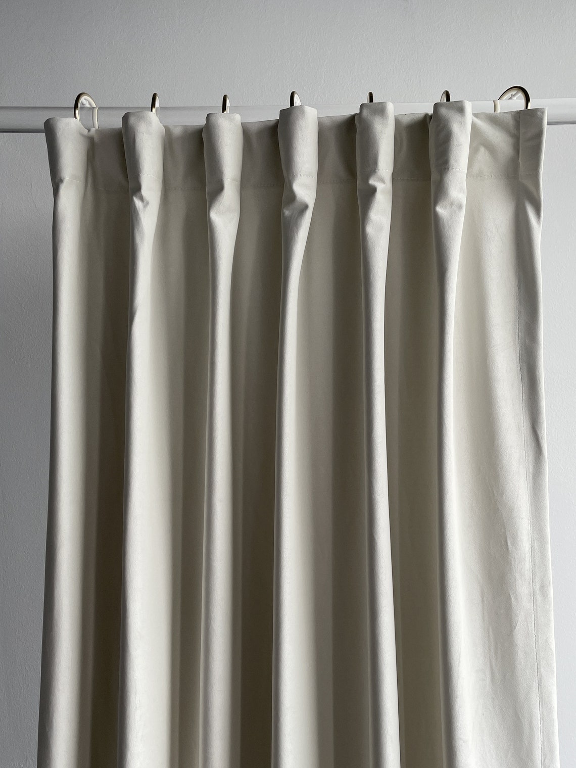 White Velvet Curtain Panels,pleated Curtains With Brown Contrast Border ...