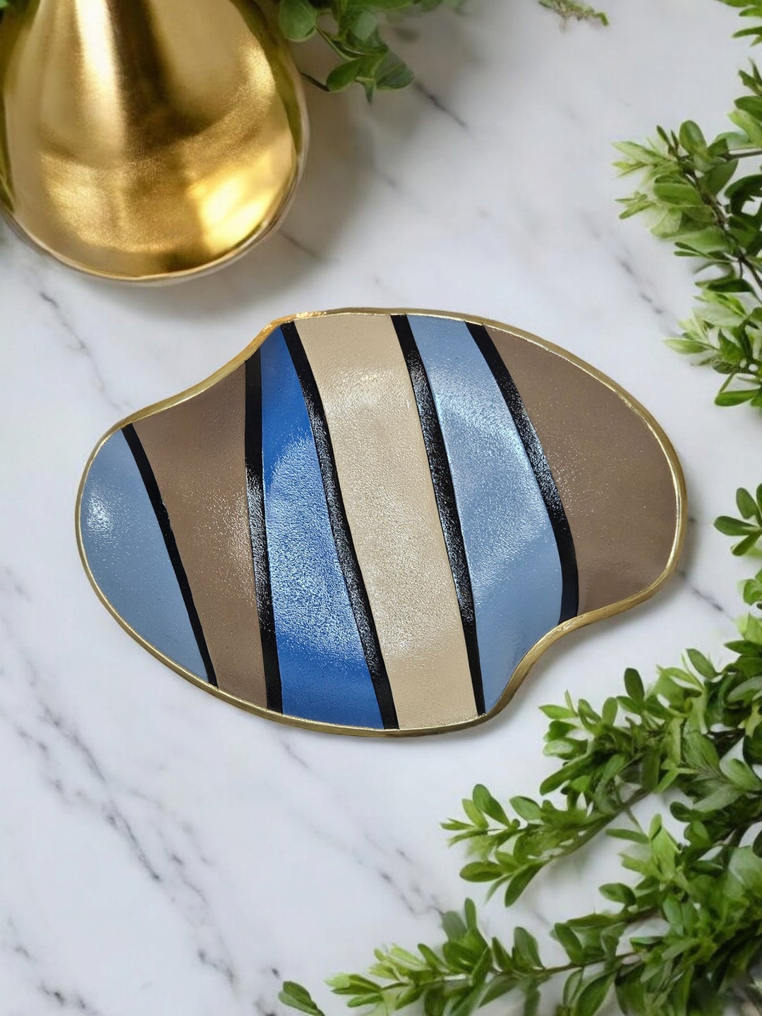 Contemporary Striped Key Catch-all, Trinket Tray, Ring Dish in Brown ...