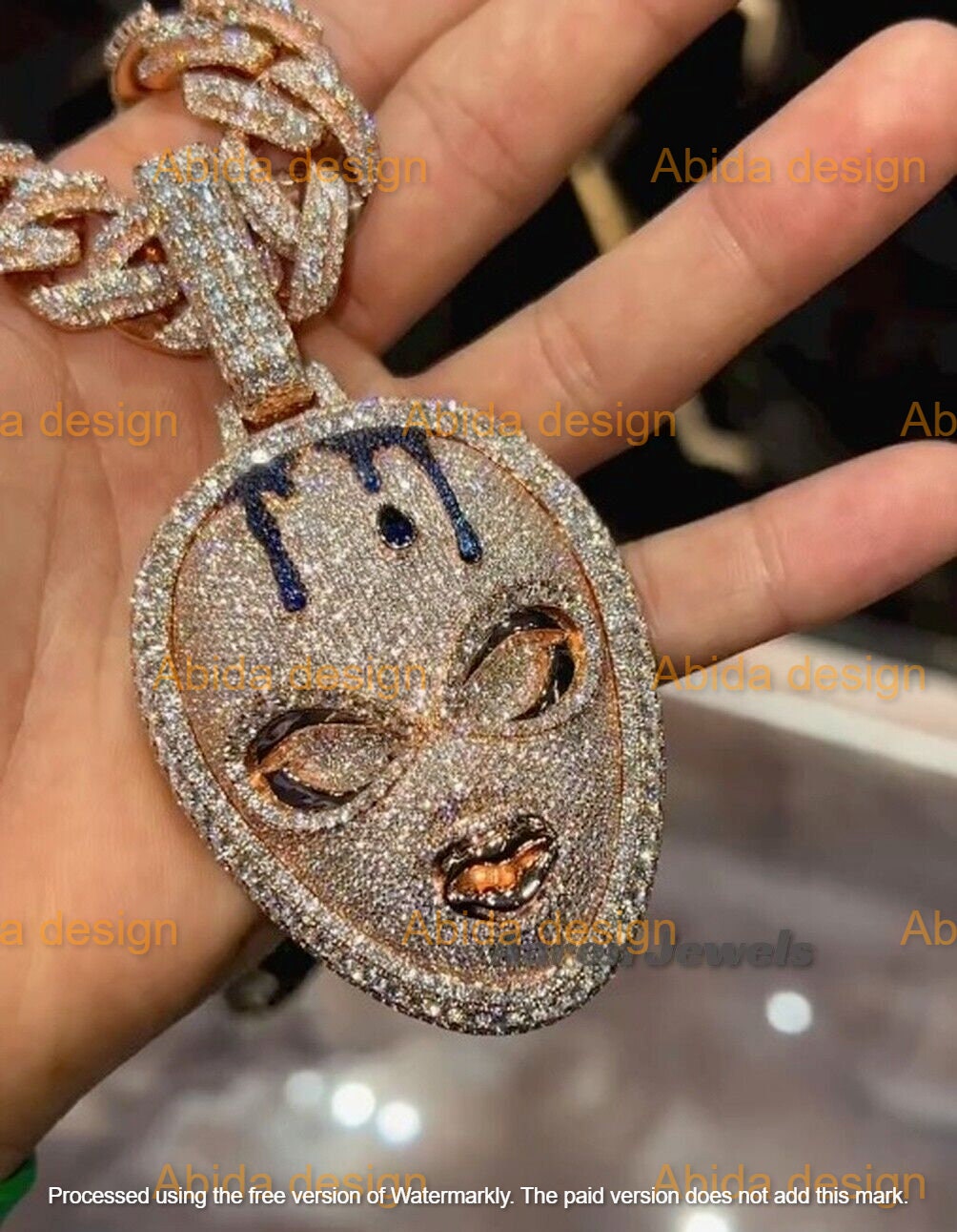 4.75 Ct Moissanite Man Faced Pendant Money Hand Holding Pendant Iced ...