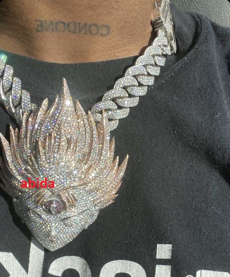 Custom Handmade Moissanite Man Faced Pendant Money Hand Holding Pendant ...