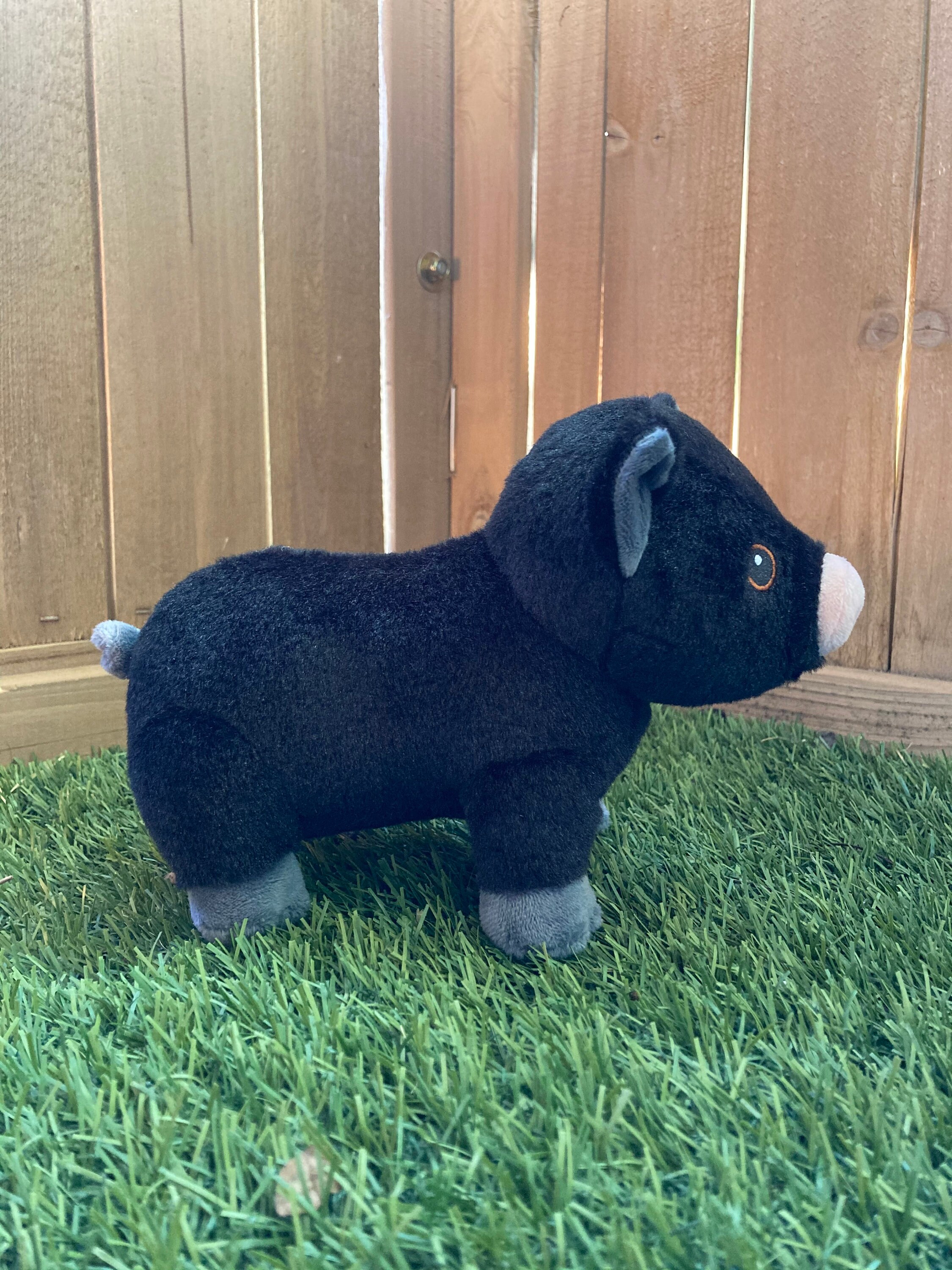 Tofu: 7" Pot-bellied Black Pig - Stuffed Farm Animals Pig Toy - Etsy