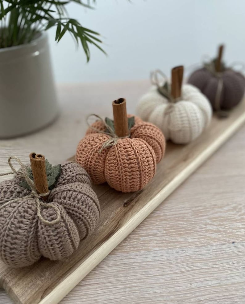 Crochet Fall Pumpkin Pattern PDF - 3 Sizes Included. - Etsy