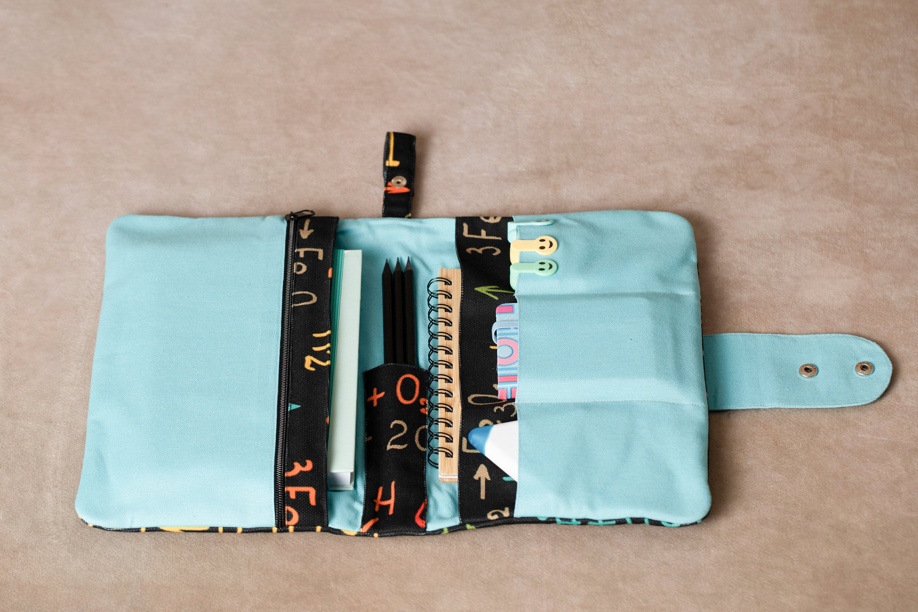 Organizador práctico Patrón químico Organizador de bolsos Hecho a mano ...