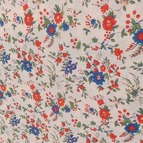 Floribunda Fabric - Etsy UK