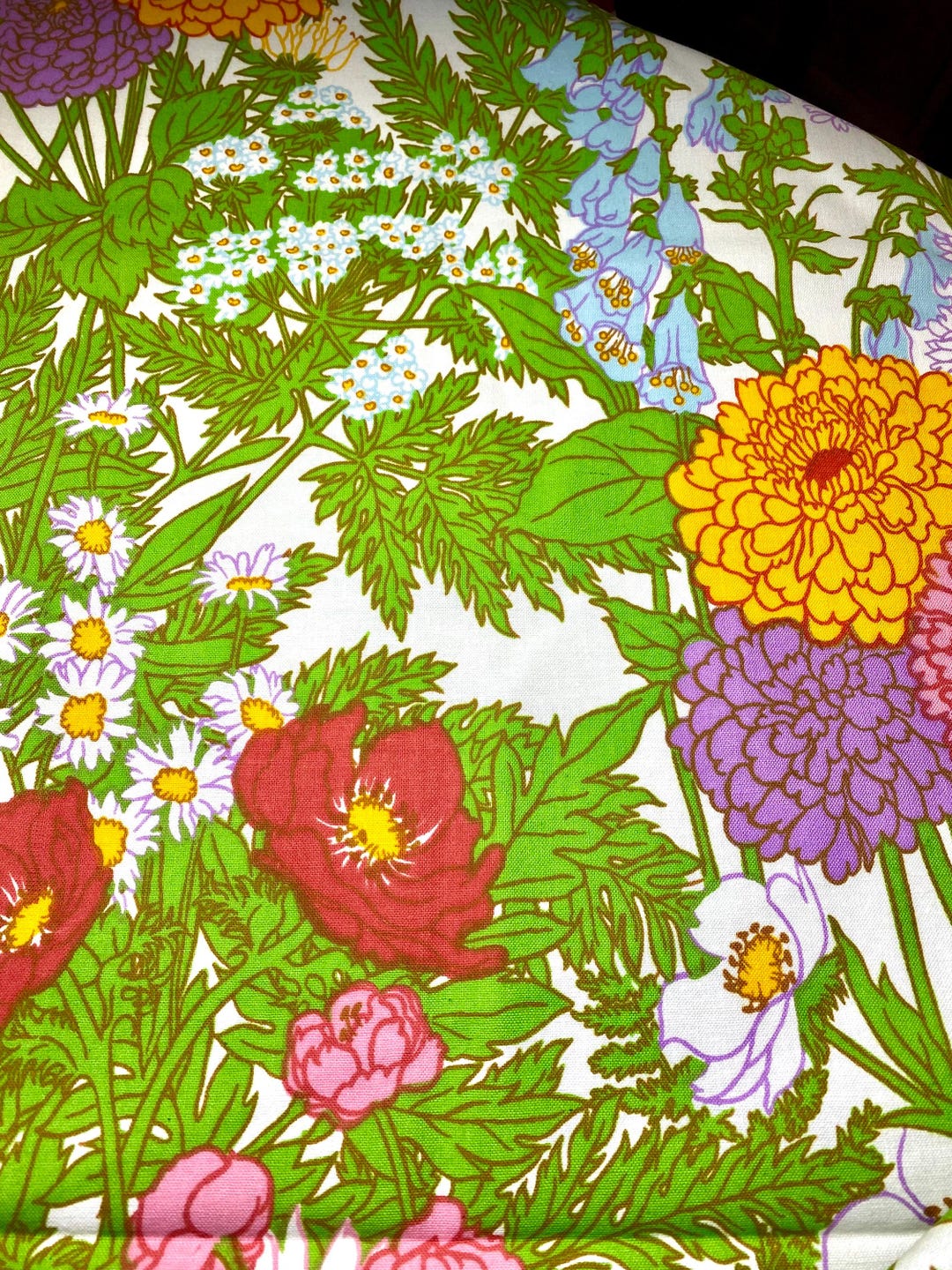 Vintage 60s/70s Floral Print Fabric-zepel Fabric-dorado-multi Flower ...