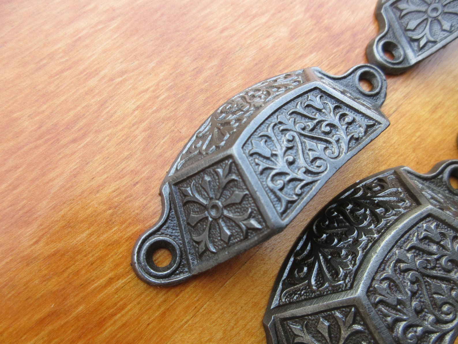 4 Antique Cast Iron Bin Pull Drawer Pull Case Pull Ca. 1900 - Etsy