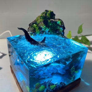 Orca Whale and Diver Resin Lamp, Killer Whale Night Light,epoxy Resin ...