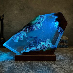 Customer Valentine's Gift, Handmade Resin Lamp, Diorama Resin Epoxy ...