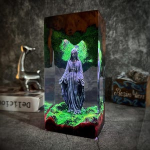 Blessed Mother Resin Wood Lamp,virgin Mary, Christian Art,christian ...