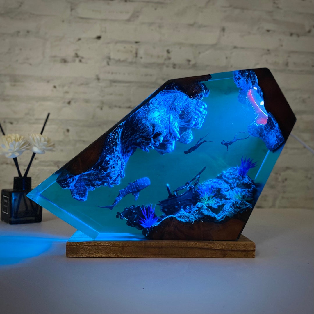 Epoxy Resin Ocean Lamp,whale Shark and Diver Night Light,resin Wood ...