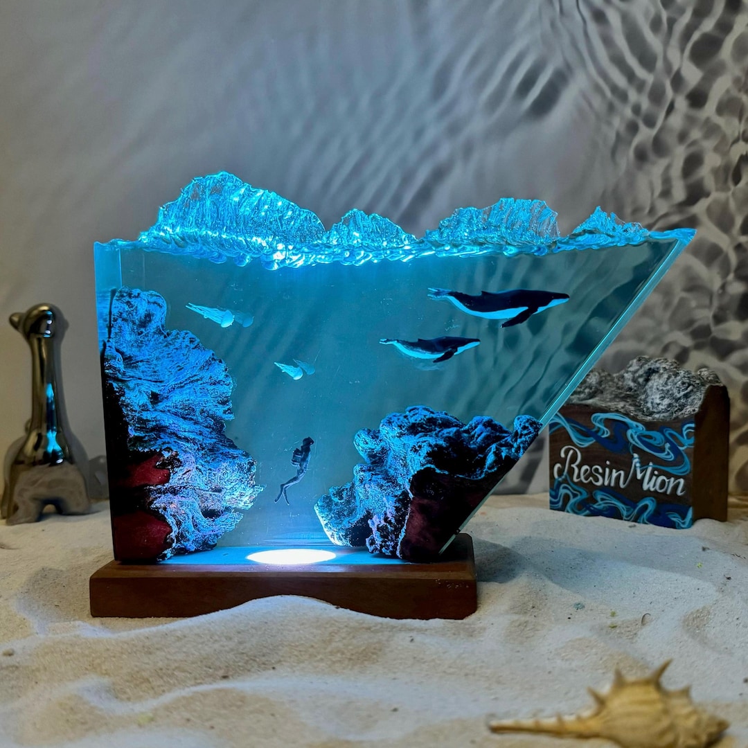 Humpback Whale and Diver Night Light,epoxy Resin Wood Lamp,scuba Diving ...