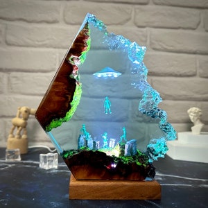 Aliens and Stonehenge Resin Lamp,aliens and Ufo,cosmic Space Night ...