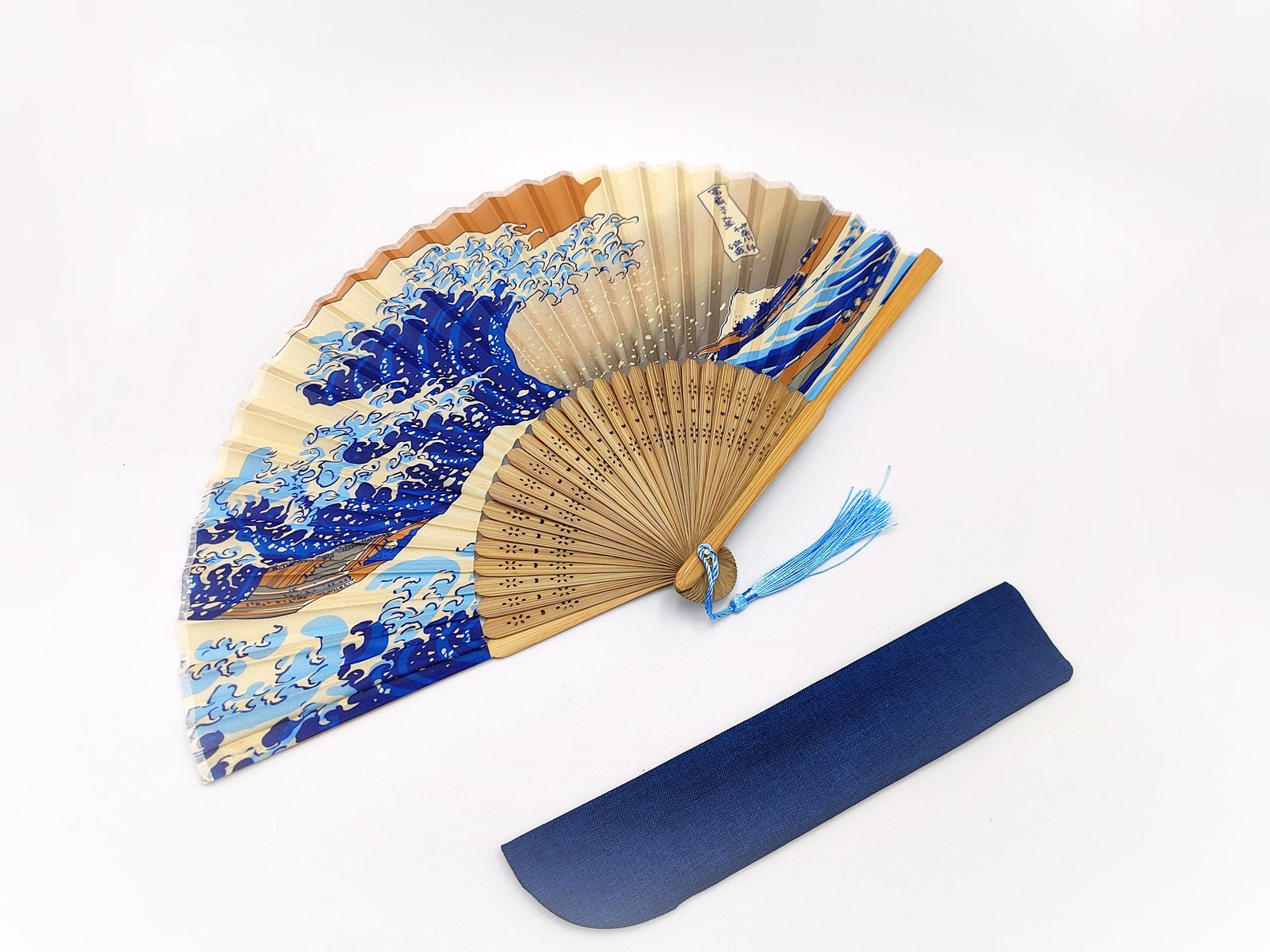 Bamboo and Fabric Folding Fan Pattern the Great Wave off - Etsy Canada