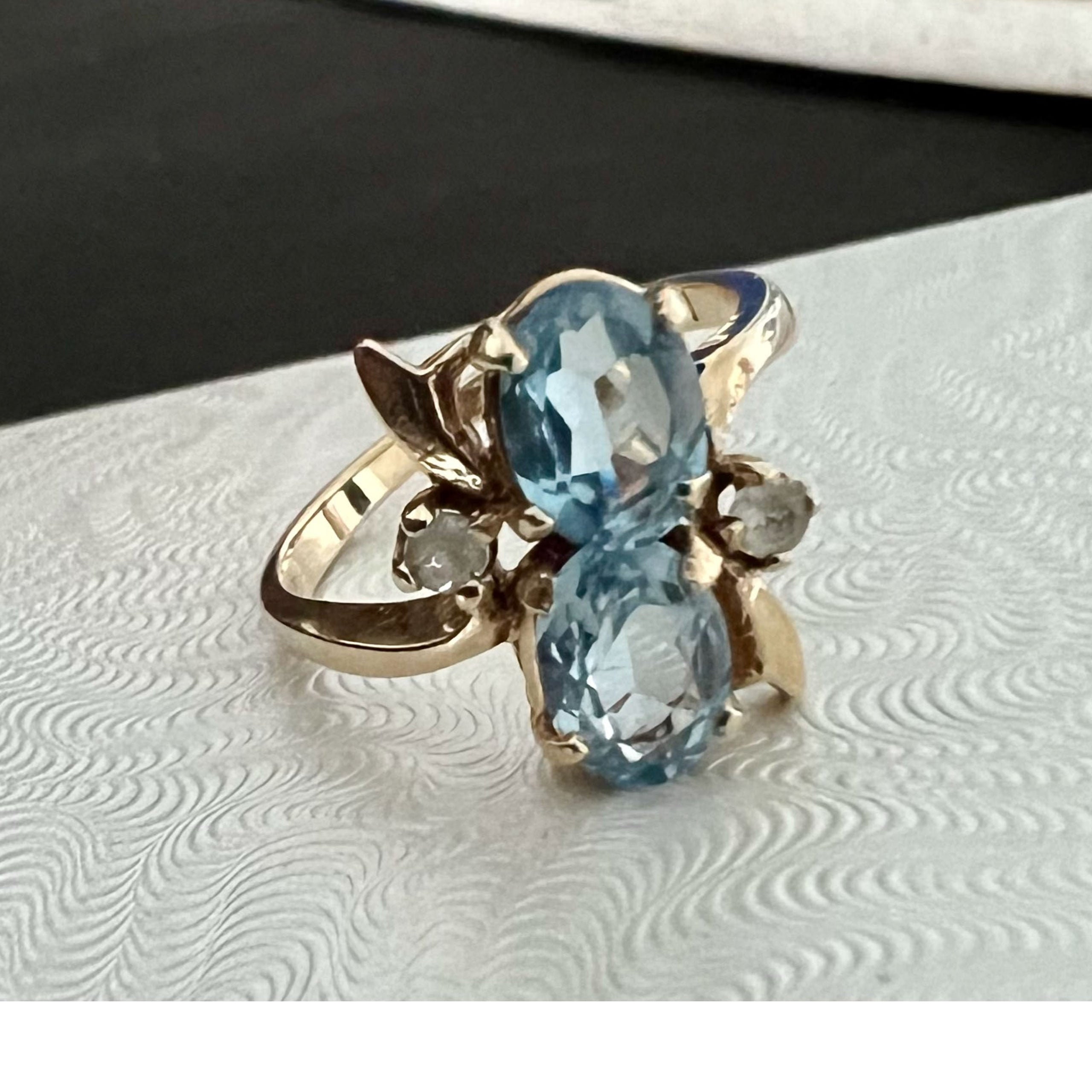 Vintage 10K Yellow Gold Light Blue & White Spinel Freeform Ring - Etsy