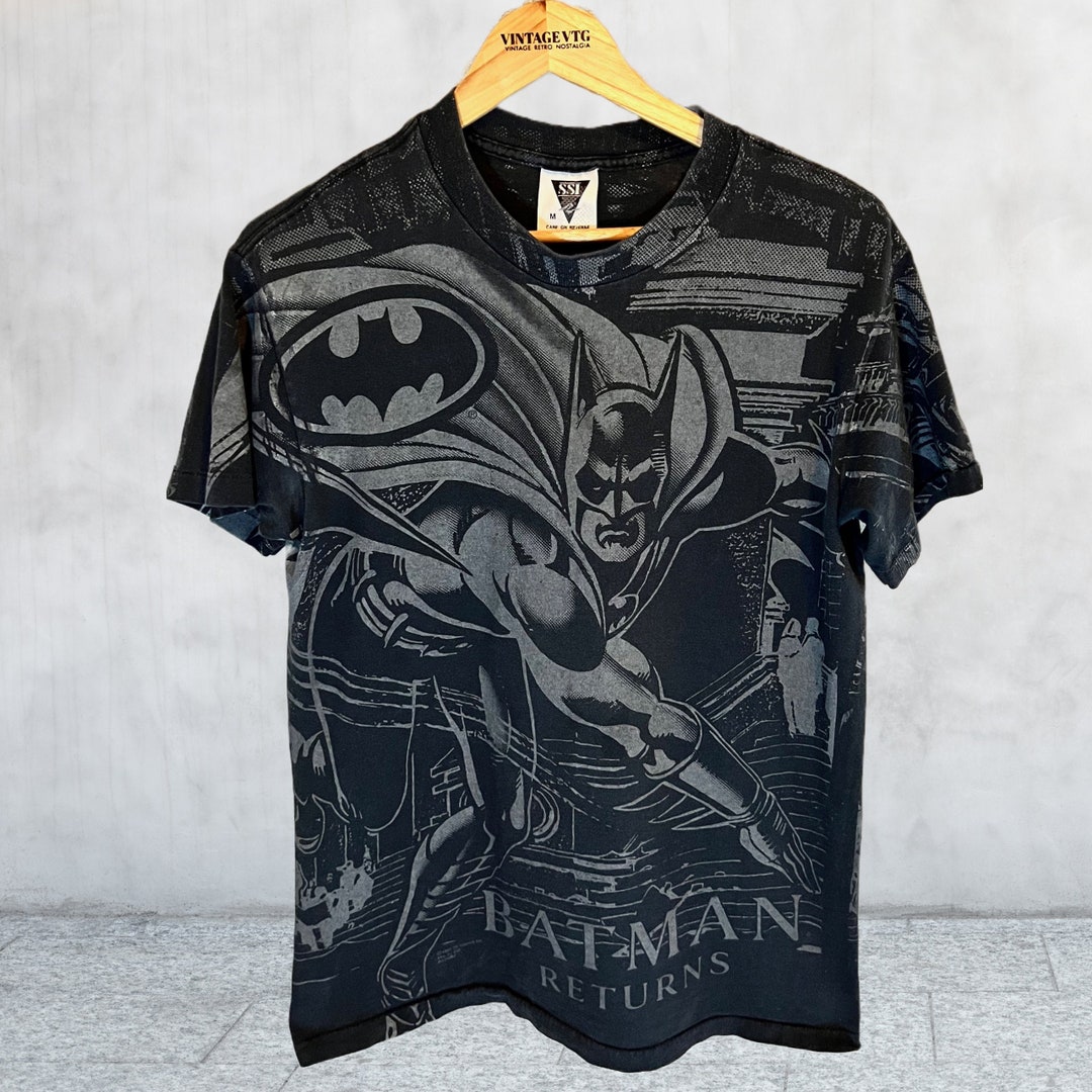 Vintage Batman Returns 1991 Movie All Over Print T-shirt. Medium - Etsy