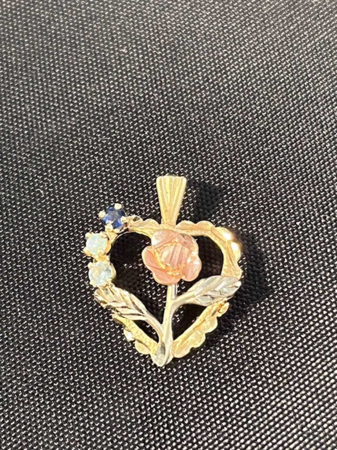 Vintage 14k Tri-color Black Hills Gold Gemstone Trio Heart Pendant - Etsy