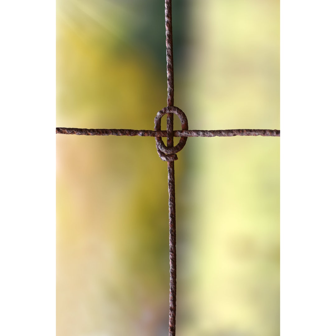 Rustic Wire Cross, Minimalist Cross, Barbed Wire Cross, Photograph Wall ...