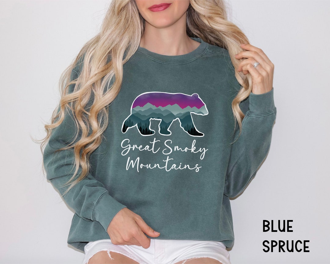 Comfort Colors® Great Smoky Mountains Sweatshirt, Tennessee Sweater, Gradient Colorful Bear ...