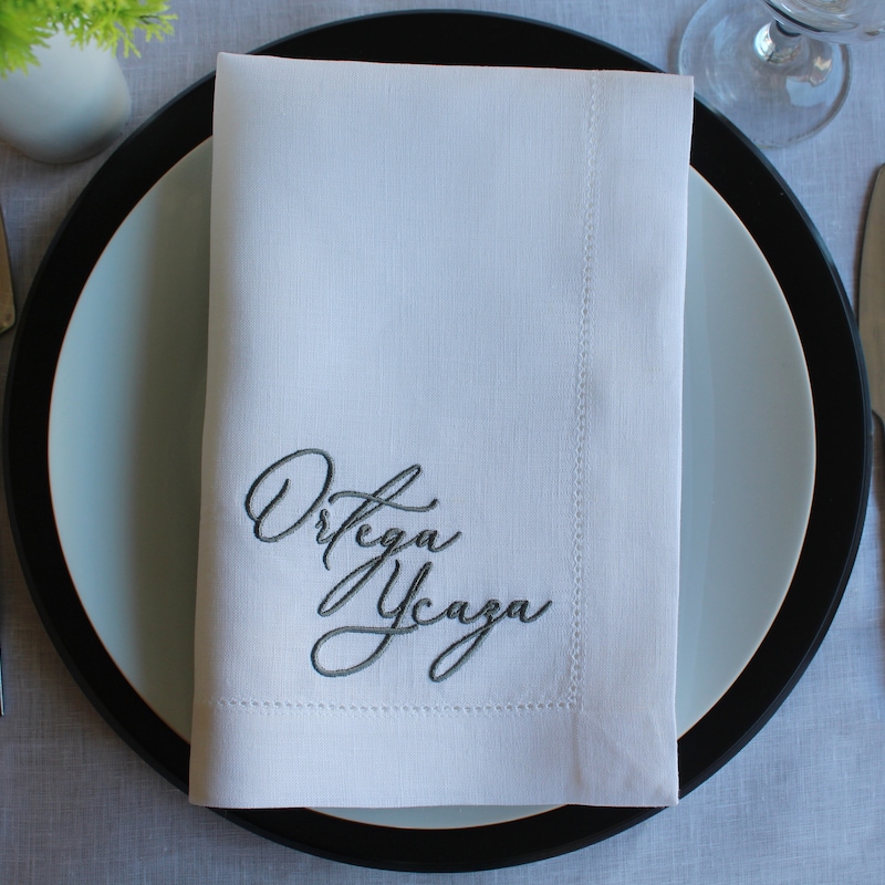 Embroidered Names Napkins - Etsy