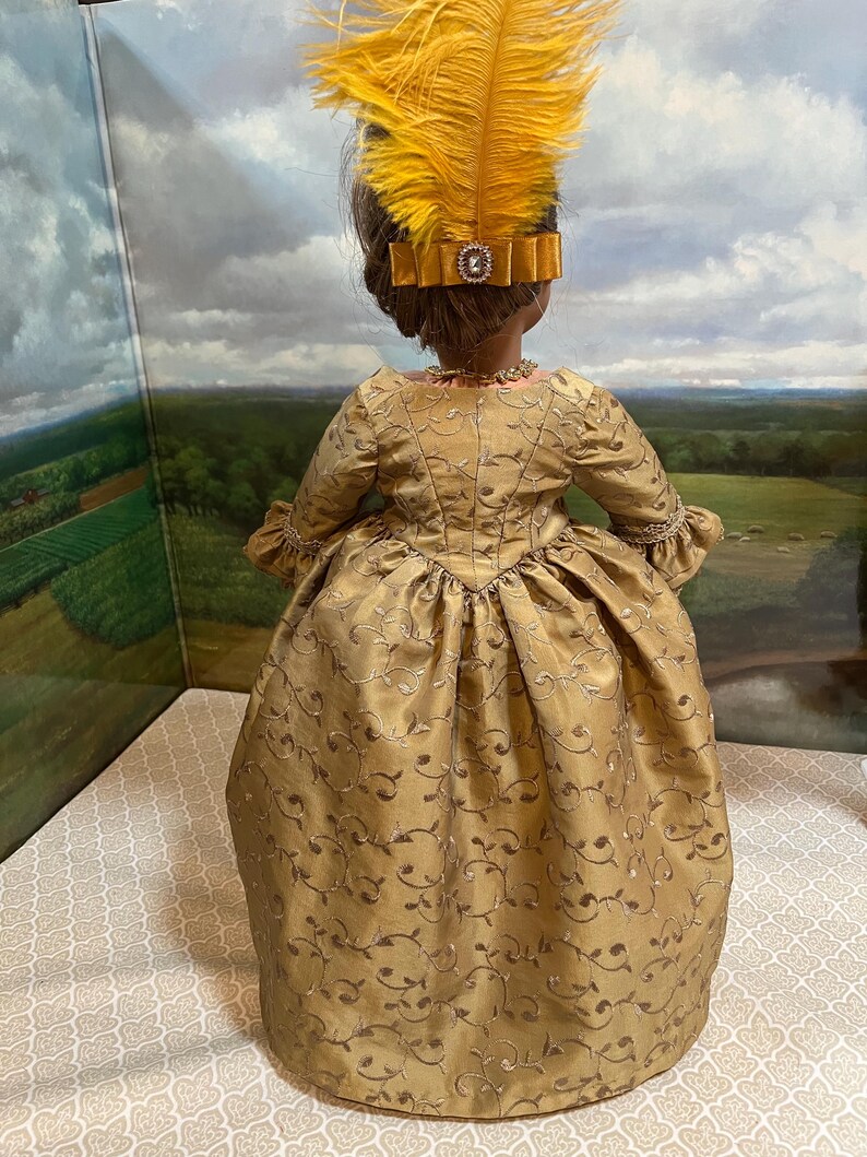 Beautiful Custom Historical Golden Embroidered 1780s “robe à L’anglaise ...