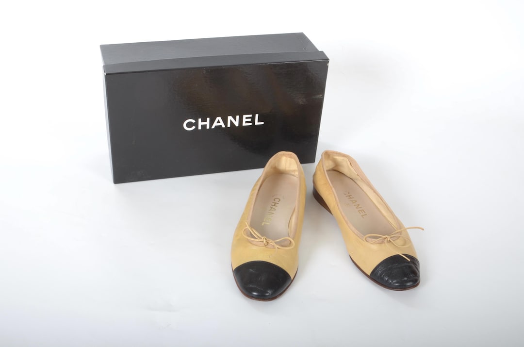 Chanel Ballet Flats Shoes Ballerina Ballet Flat Pumps Ribbon Leather ...
