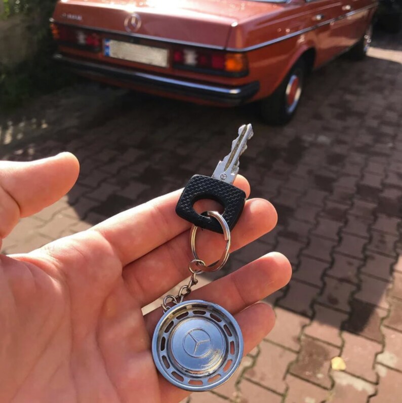 Top Quality Hubcap Mercedes Keychain Keyring Chome Alloy Wheel Old ...