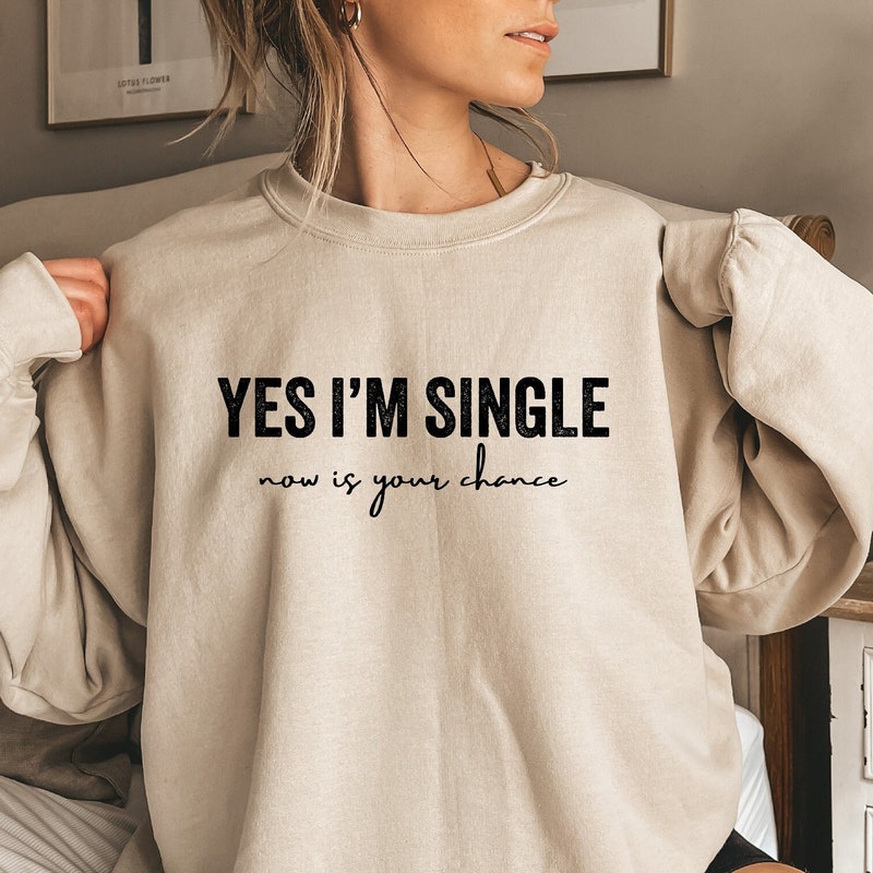 I M Single Hoodie - Etsy