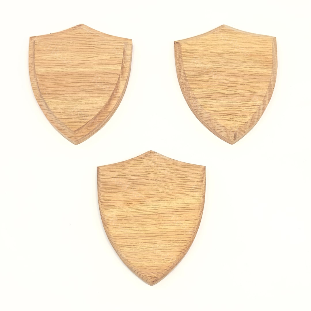 Solid Oak Shield Plaque Sign Blank Wooden Decoration Plinth Craft Stand ...
