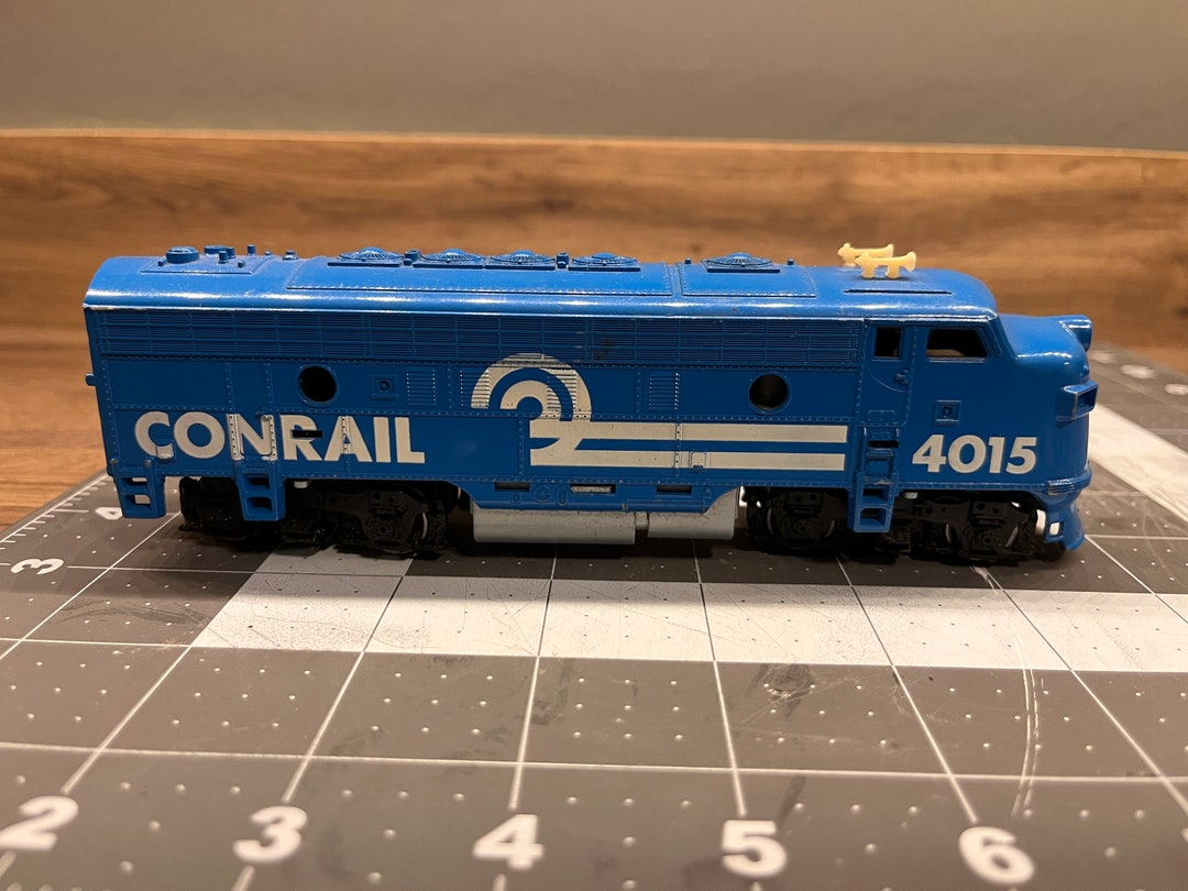 Conrail Diesel Train Engine #4015 Tyco F7 - Etsy