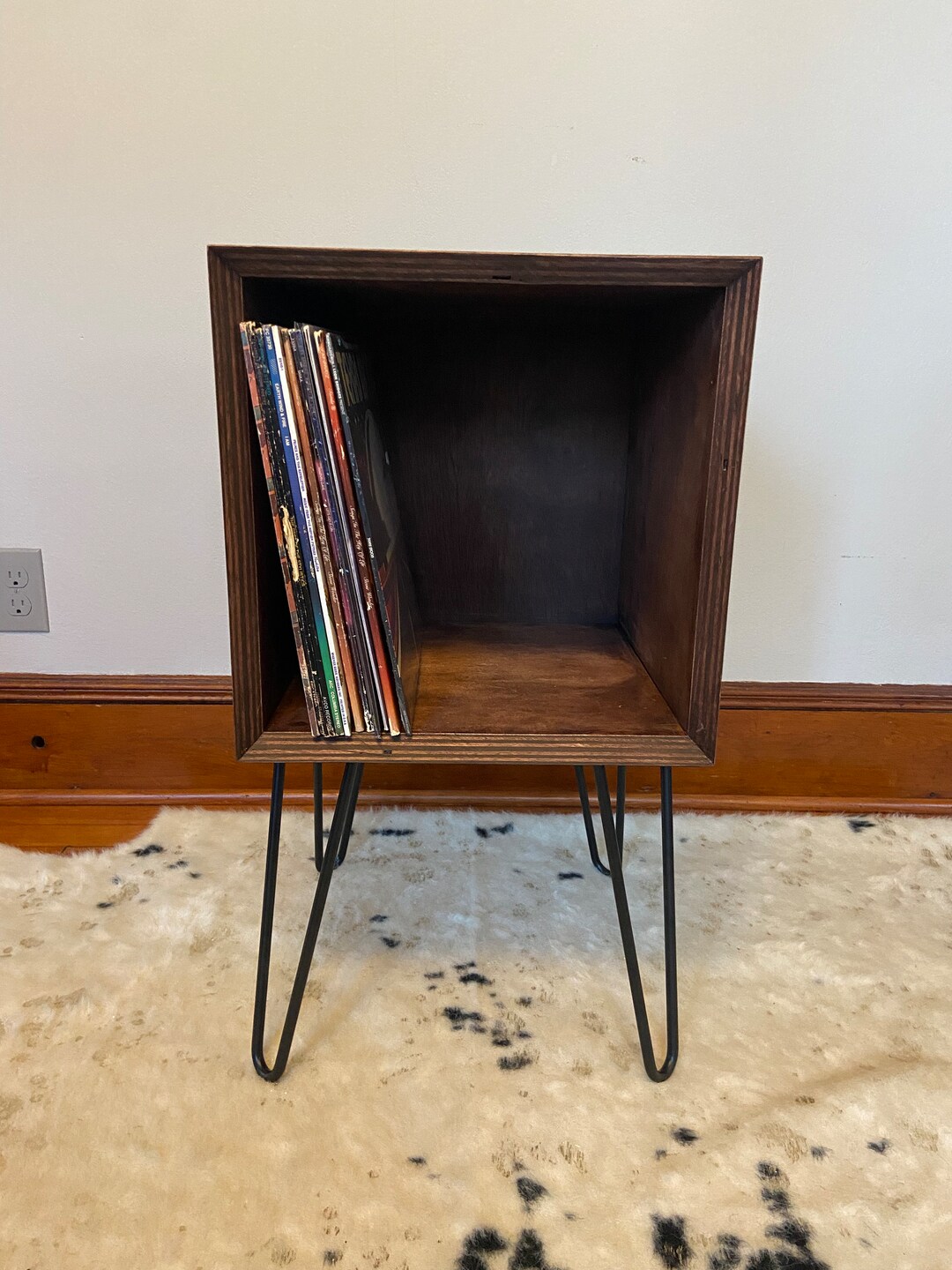 Minimalist Mid Century Modern Vinyl Record Storage and Turntable Stand ...