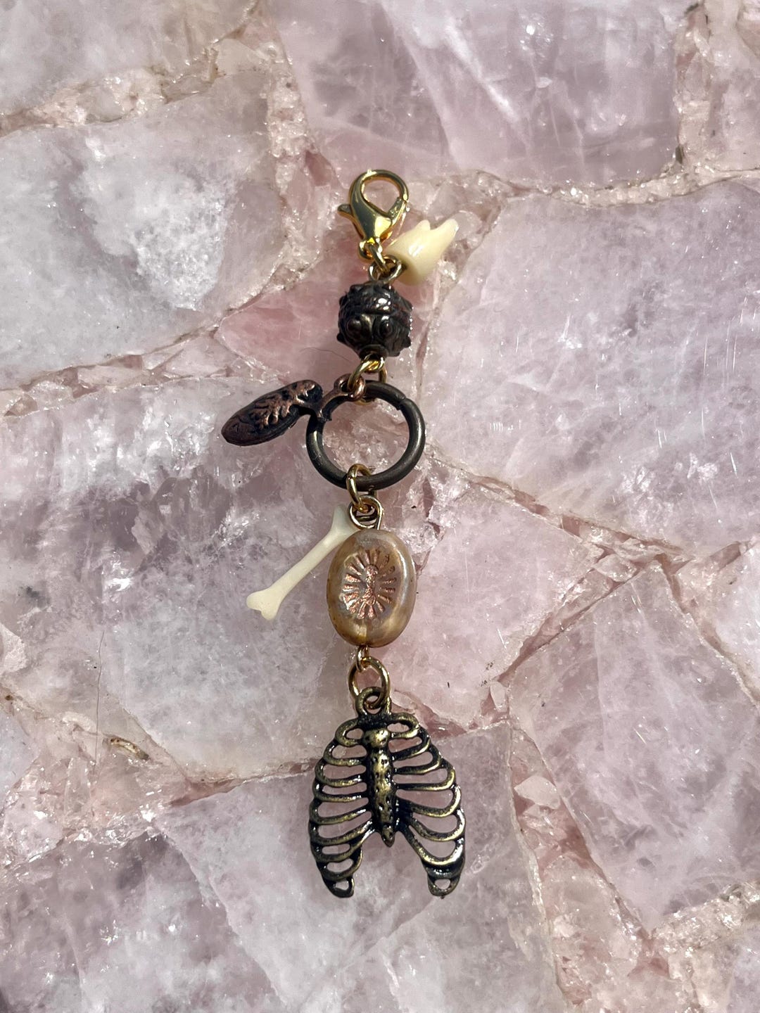 Lung Charm Keychain Body Parts Bones Horror Halloween Gold Bronze Bag ...