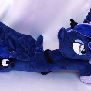 Princess Luna - Etsy