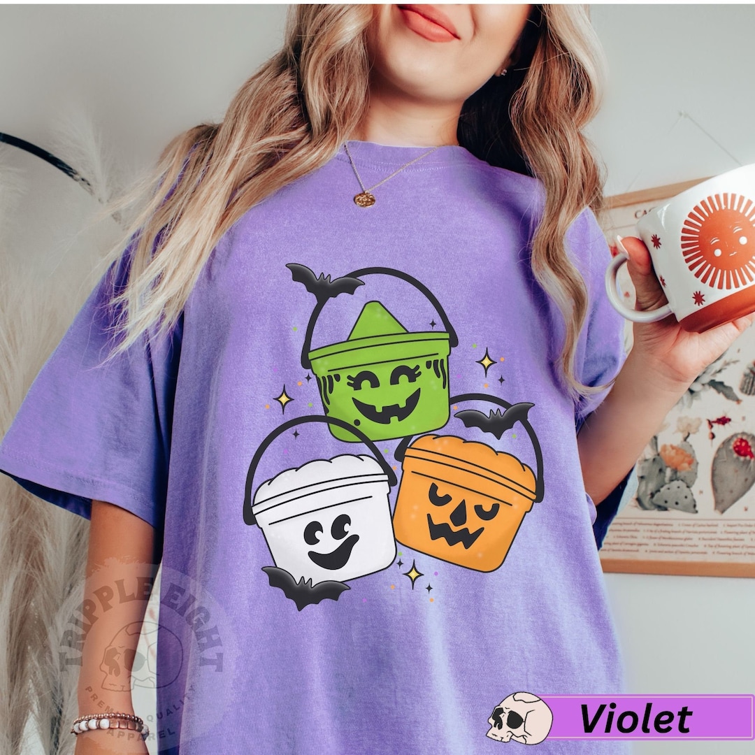 Vintage Halloween Bucket Shirt Cute 90s Nostalgia Retro Graphic Tee ...