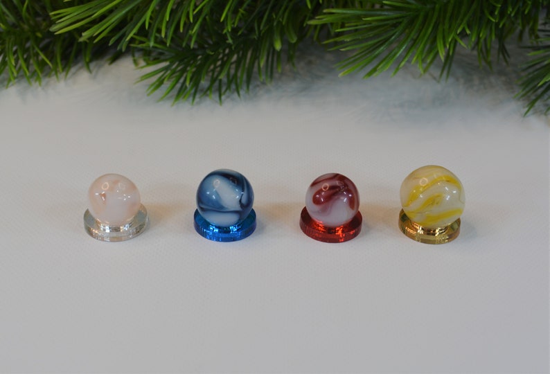 Mirrored Acrylic Circle Marble Display Stands, Acrylic Marble Display ...