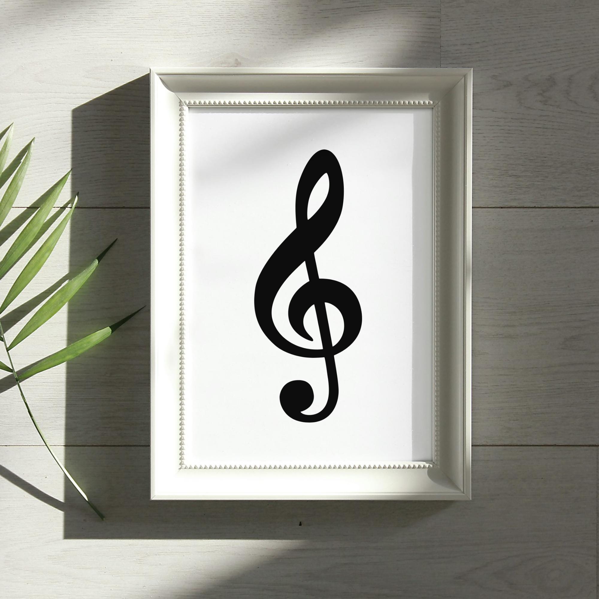 Treble Clef SVG and PNG: Music Note Silhouette for Cricut Projects ...