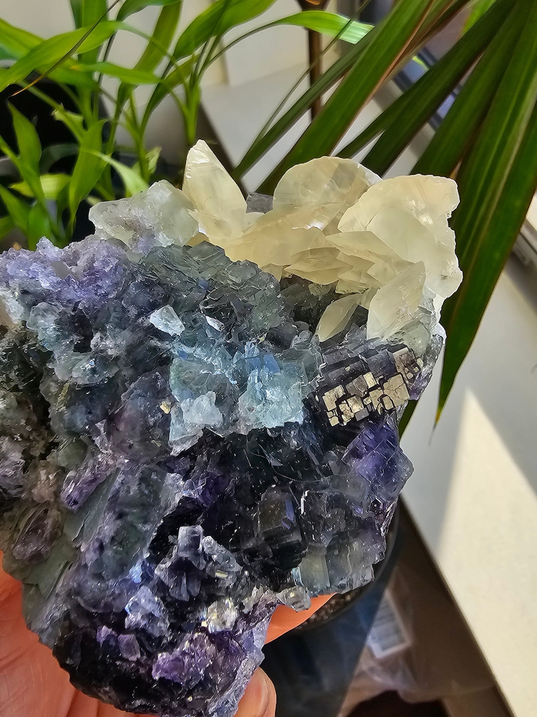 1.25LBS 570g Bladed Honey Calcite on Large Hydrothermally Etched Green ...