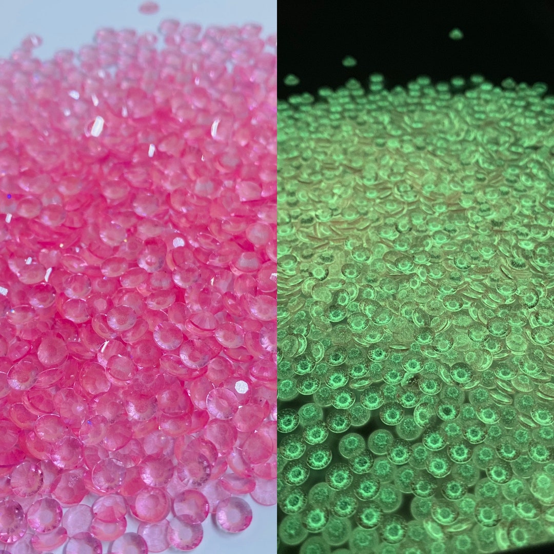 Luminous Clear Light Pink Glow in the Dark Non-hotfix, Flat Back Resin ...