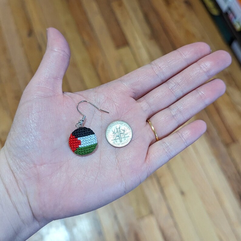 Palestine Flag Cross-stitch Circle Earrings - Embroidery Jewelry - Etsy