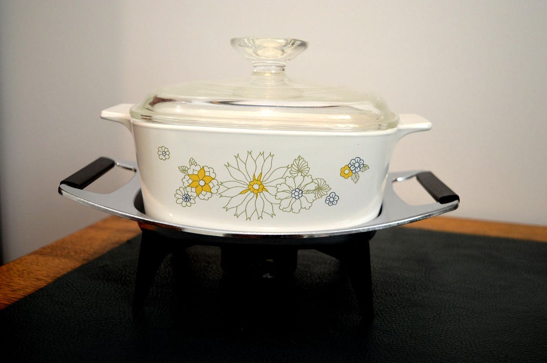Vintage Corning Ware Floral Bouquet 1.5 L Casserole & Stand to Keep the ...