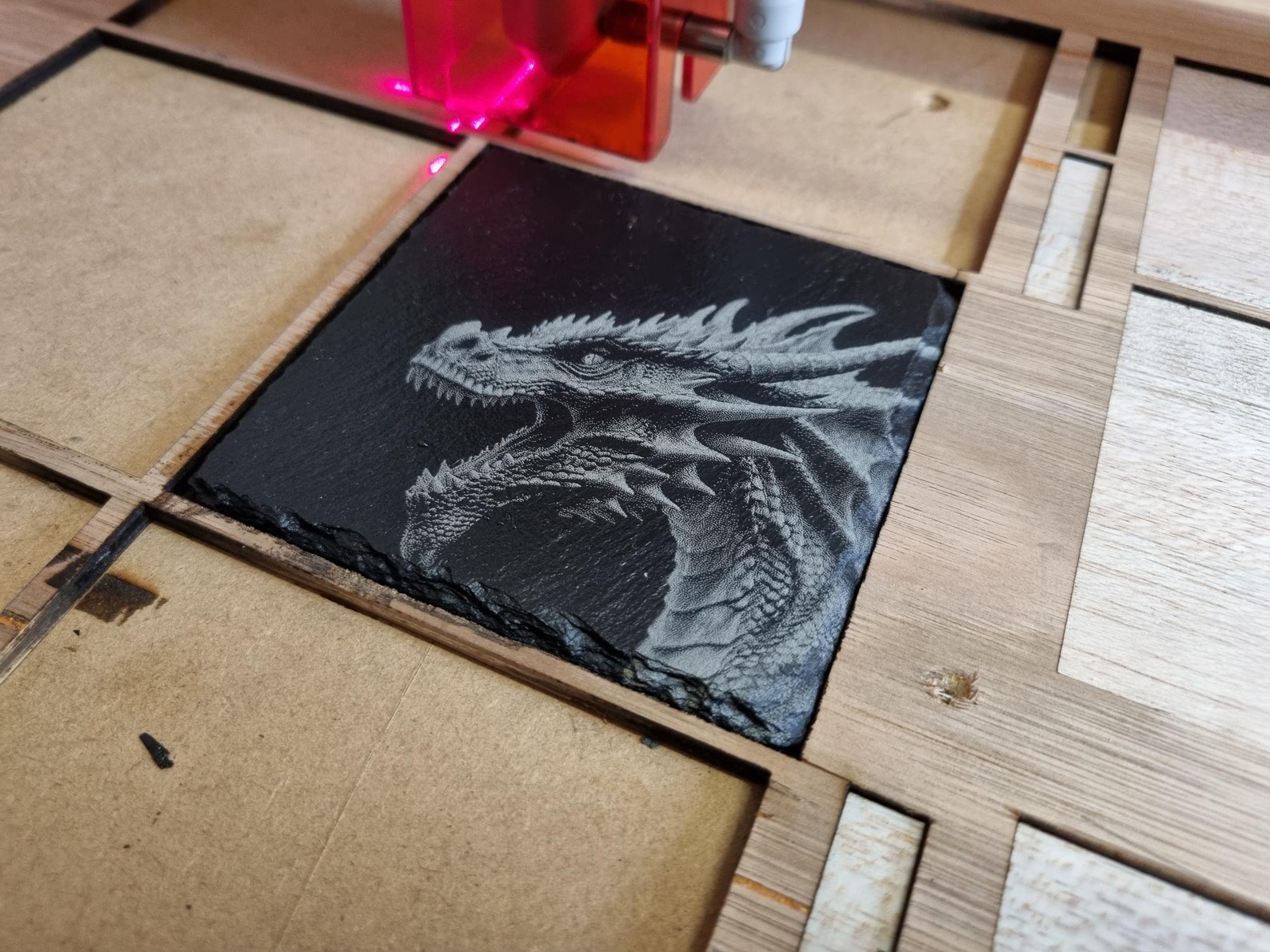 Artistic Dragon Roaring PNG / PNG Laser Engraving File for Slate ...