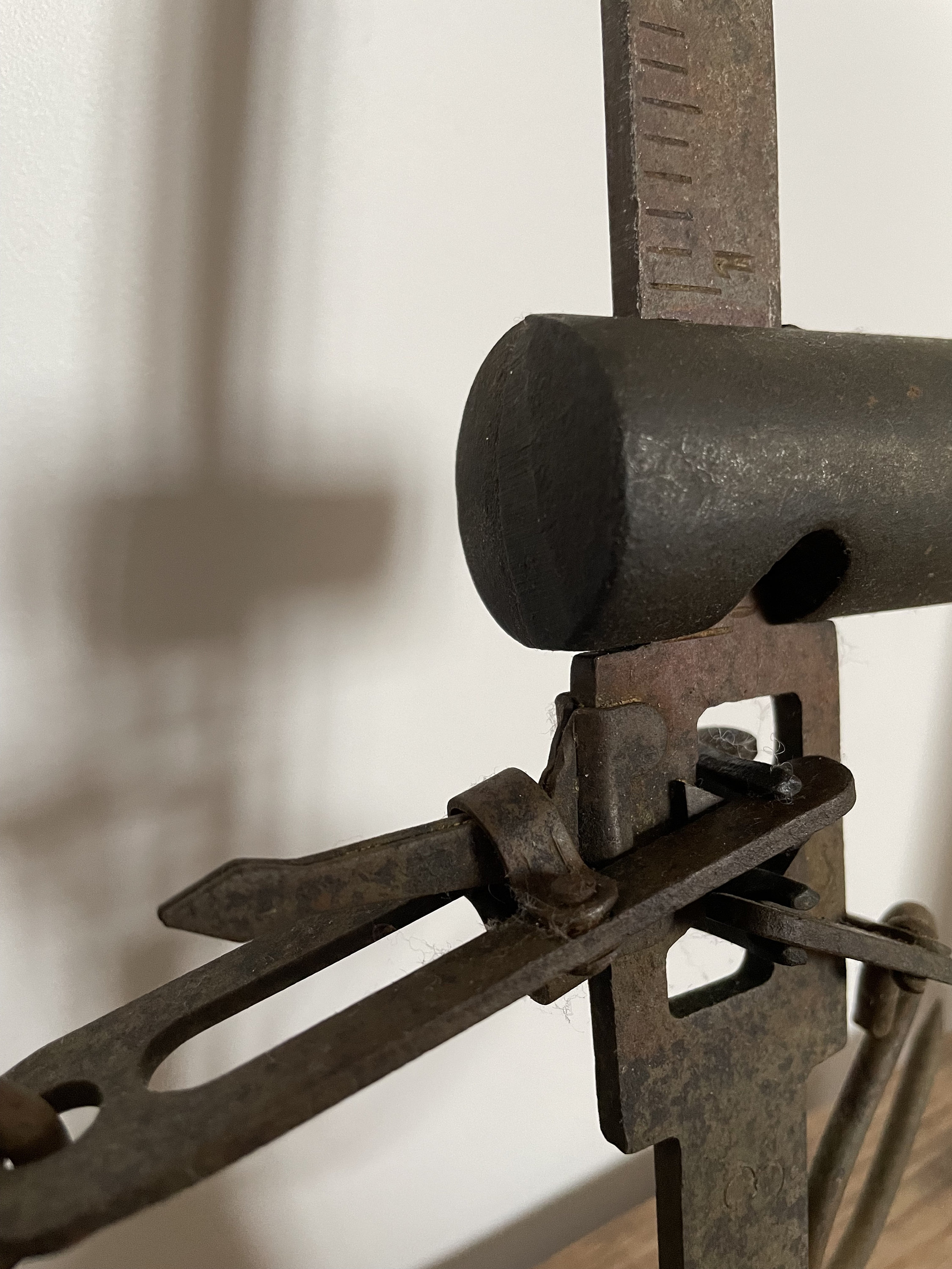 Vintage Cast Iron Hanging Balance Scale Collectible Vintage Weighting ...