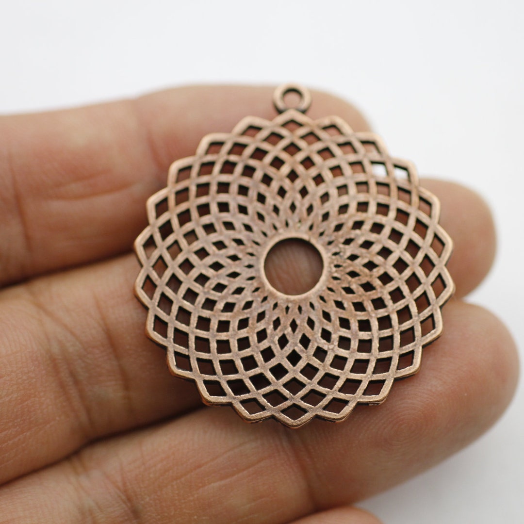 5 Torus Yantra Round Pendant, Mandala Sacred Geometry Pendant ...