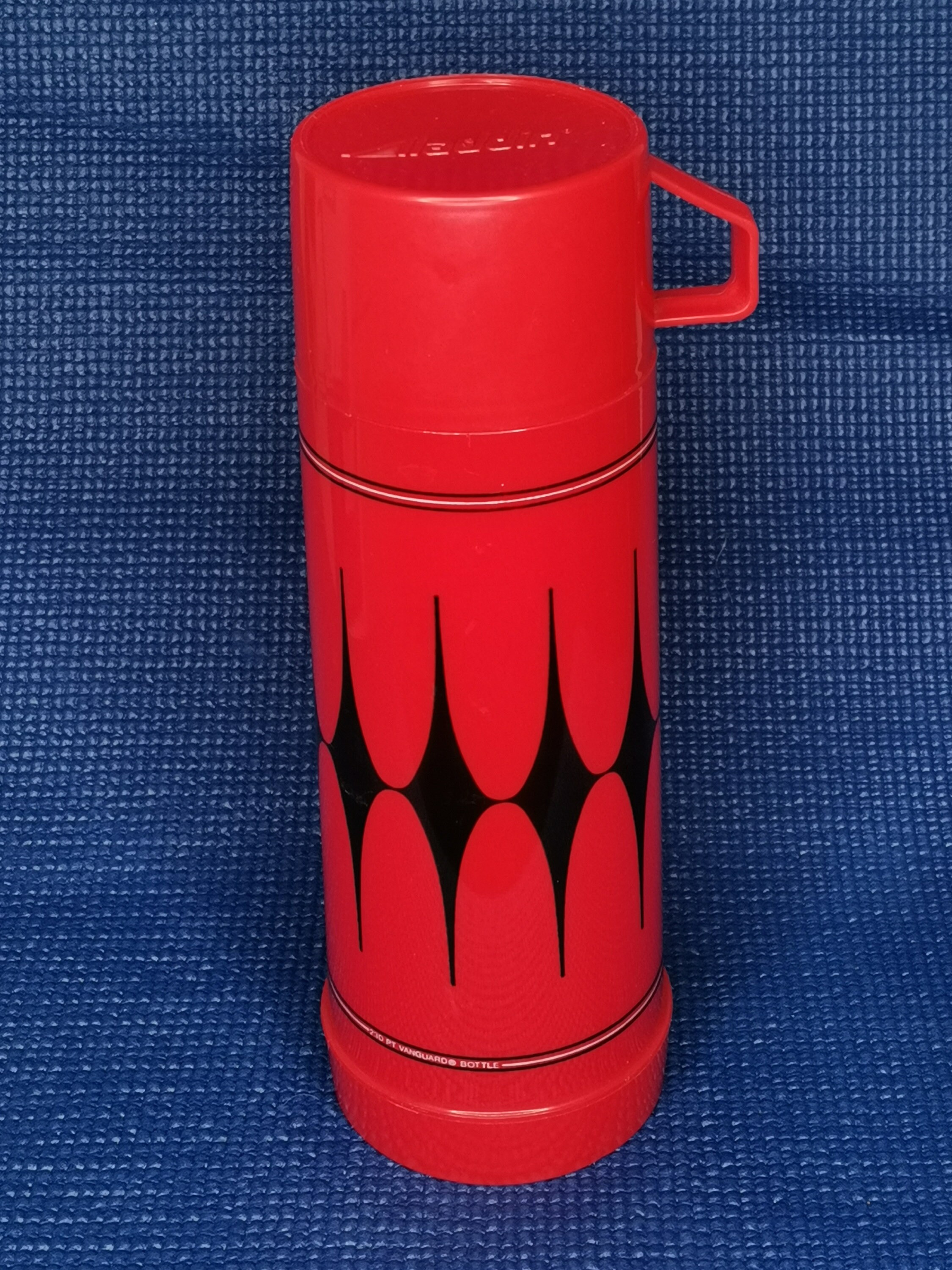 1970s Aladdin Thermos Flask 23 C Red Vanguard Diamond Argyle 1 US Pint ...