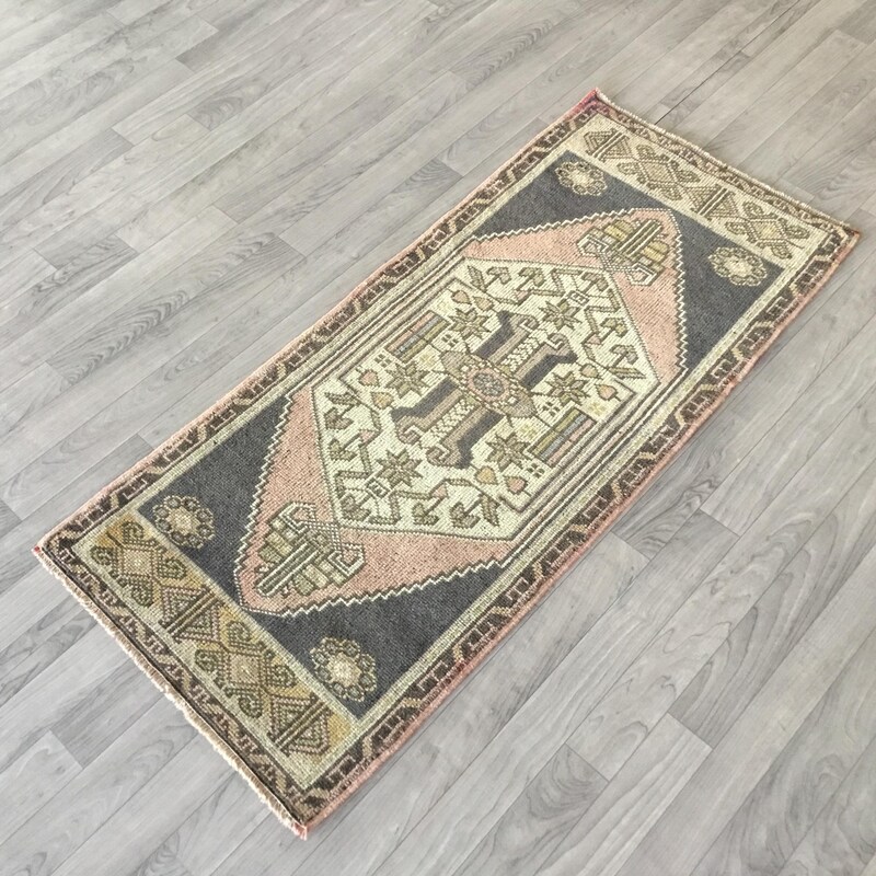 2x4 Runner Rug - Etsy