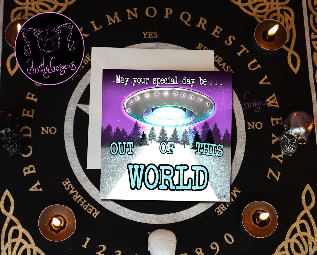 UFO Card - Sci-fi Birthday Card - Horror Movie Gifts - Alien Flying ...