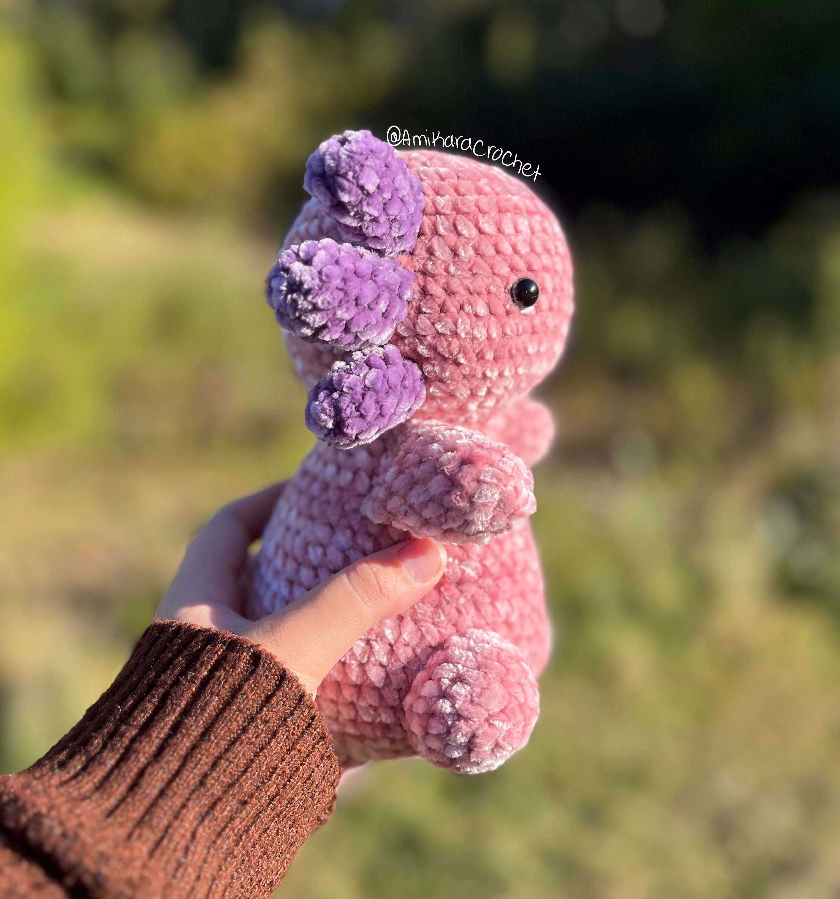 Crochet Small Axolotl / Amigurumi / Plushie / Velvet Yarn / Stuffed ...